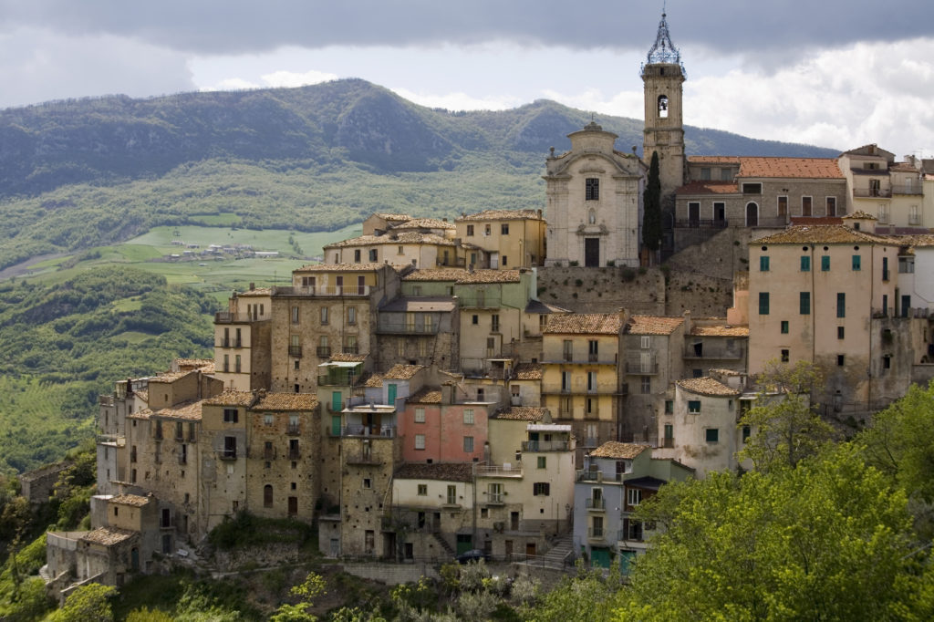 Colledimezzo-Abruzzo-Italy - Abruzzo Villas